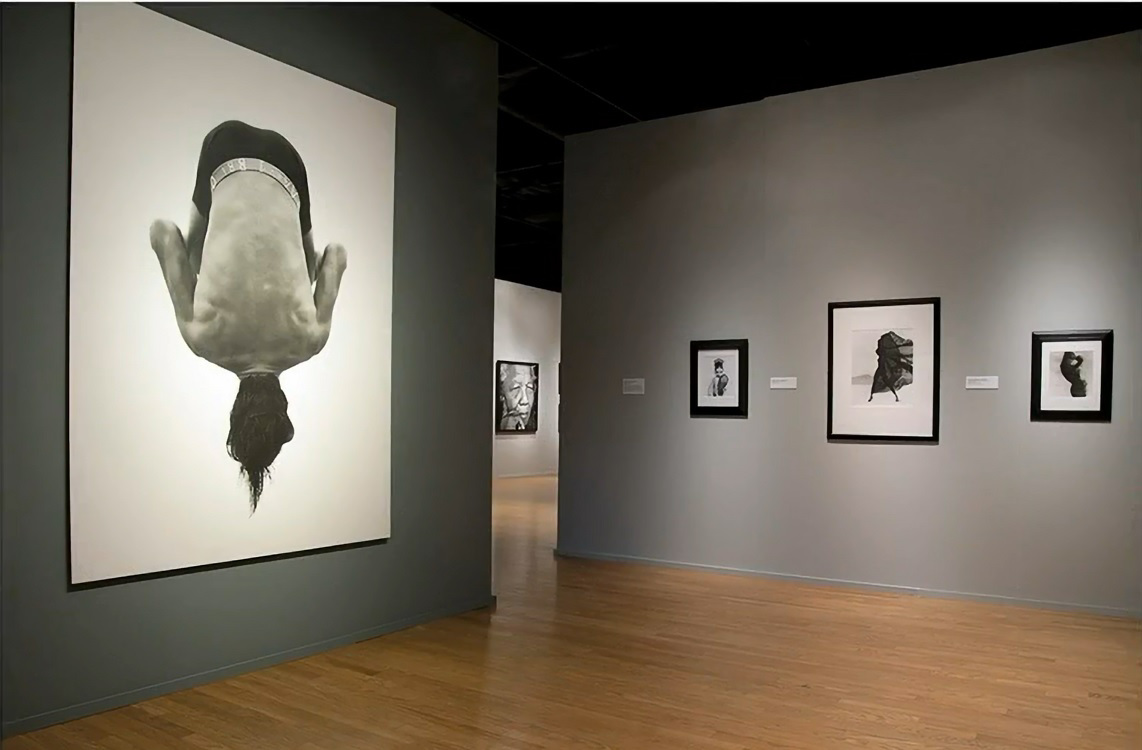 セレブに愛された写真家ハーブ・リッツ 彼の代表作”Backflip”をご紹介 | 世界のアート作品・絵画を買いたい・売りたい ｜CURIO（キュリオ）